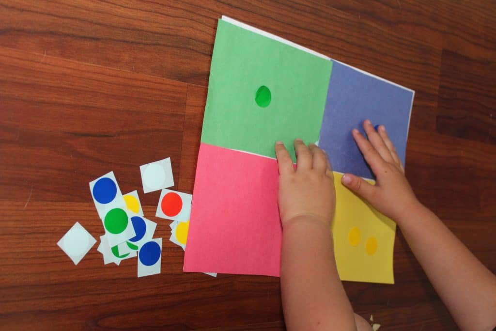 9 Easy Preschool Busy Bags – The Salty Mamas