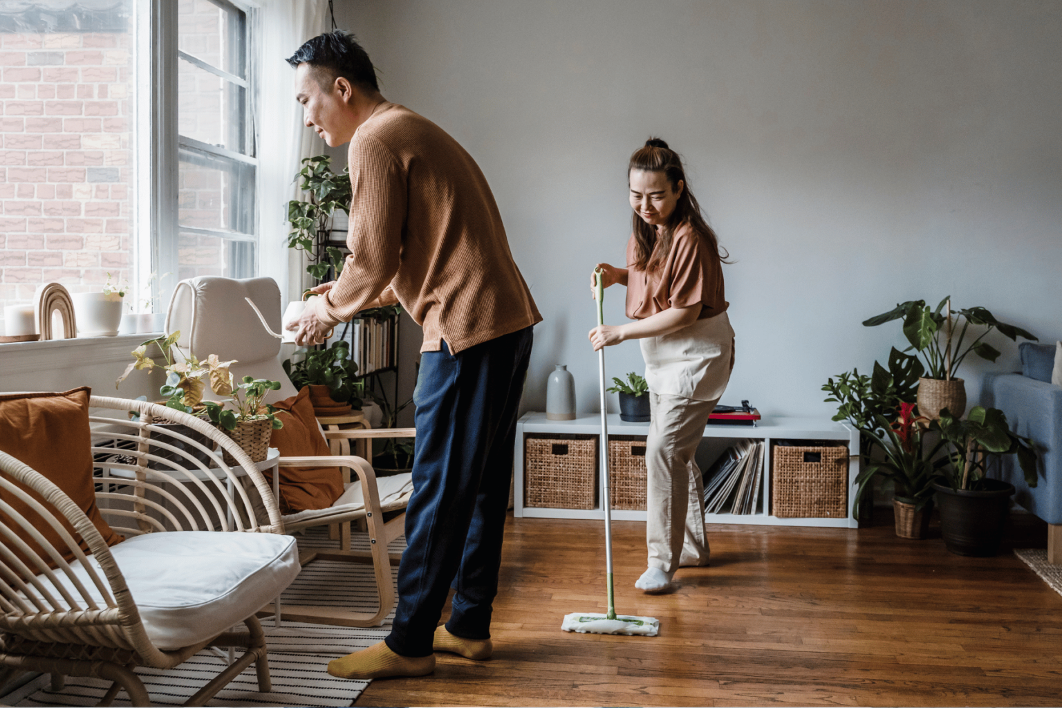 9 Tips to Keep Your House Cleaner as a Stay at Home Mom