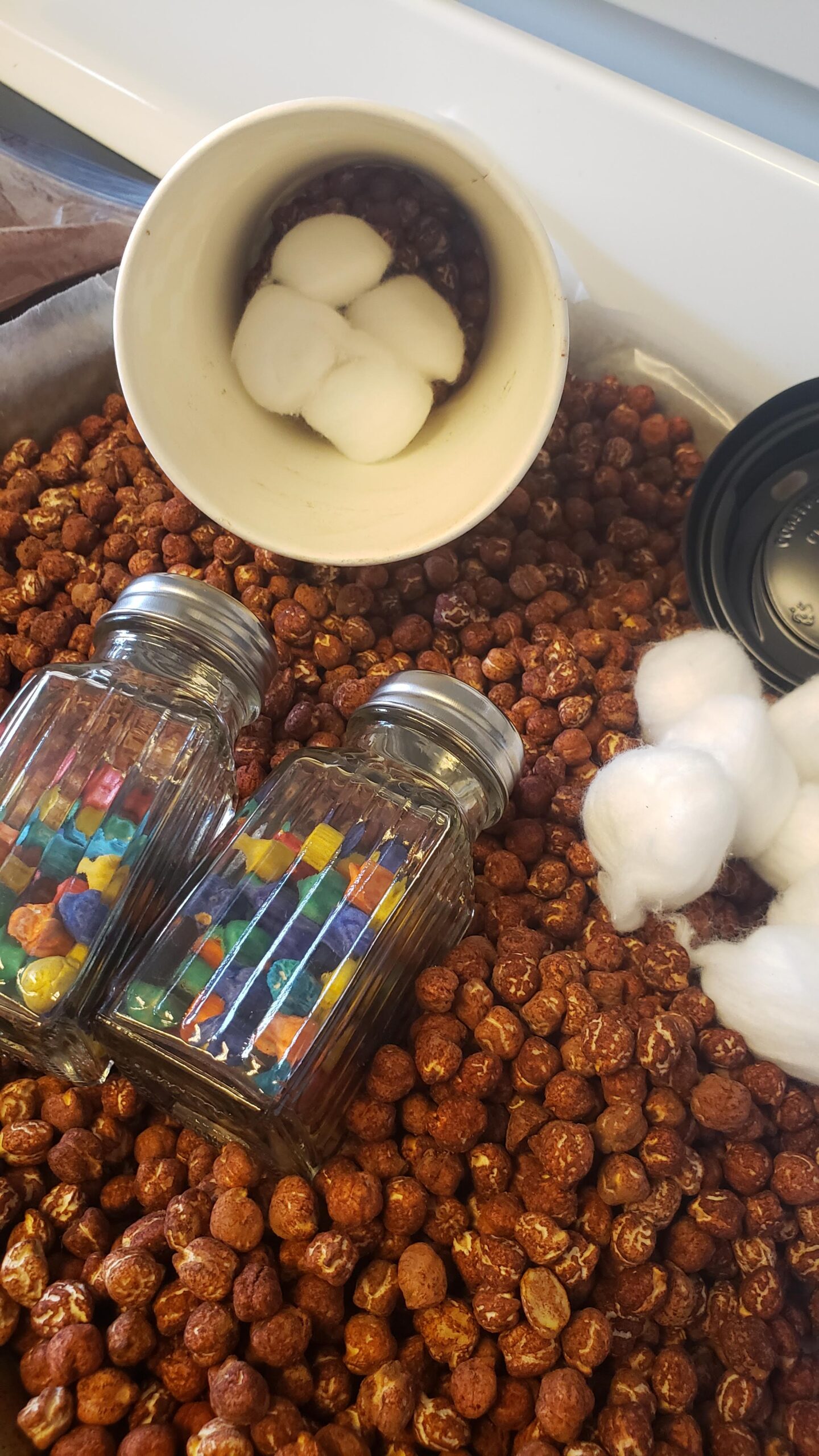 Hot Chocolate Winter Sensory Bin for Preschoolers – The Salty Mamas